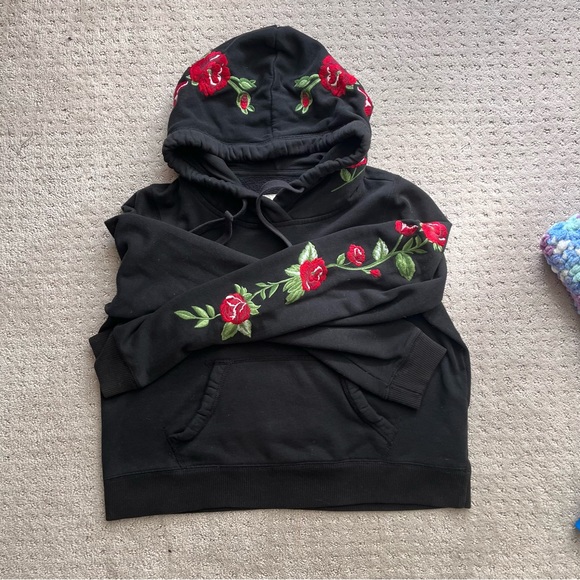 Hollister | Sweaters | Hollister Rose Cropped Hoodiesweater | Poshmark